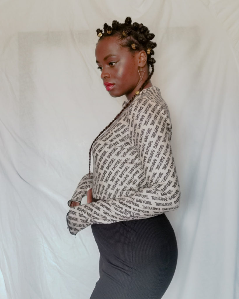 20 Easy At Home Photoshoot Ideas To Try Now - The Princientist